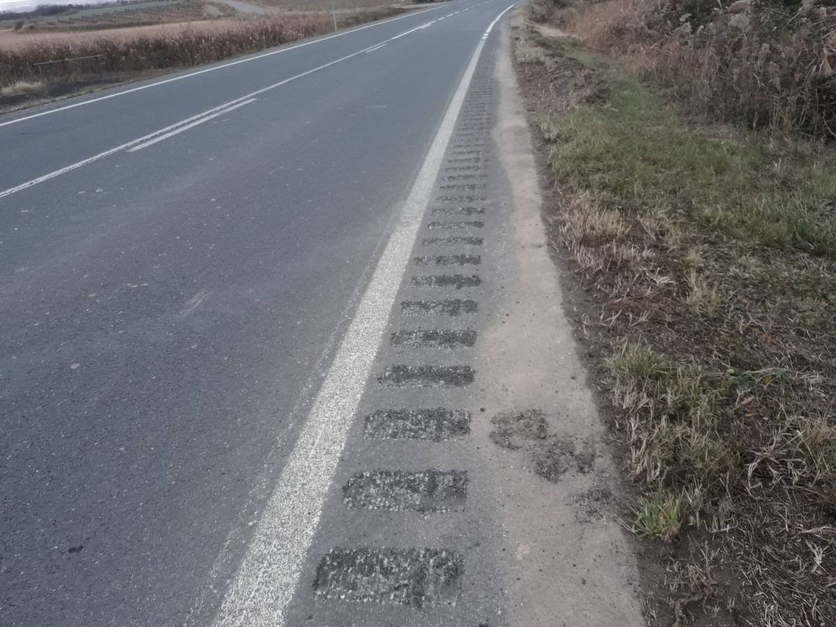 Bandas sonoras en el arcén – La Guindilla – Fotodenuncias